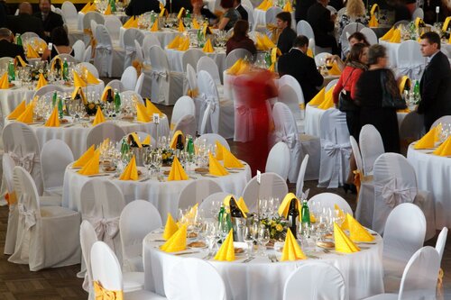 Význam slova banket a banketní - Články - Hostovka